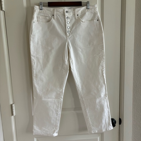Universal Thread | Jeans | Universal Thread White Jeans | Poshmark
